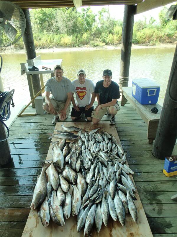 Breton Sound Oil Rig Fishing